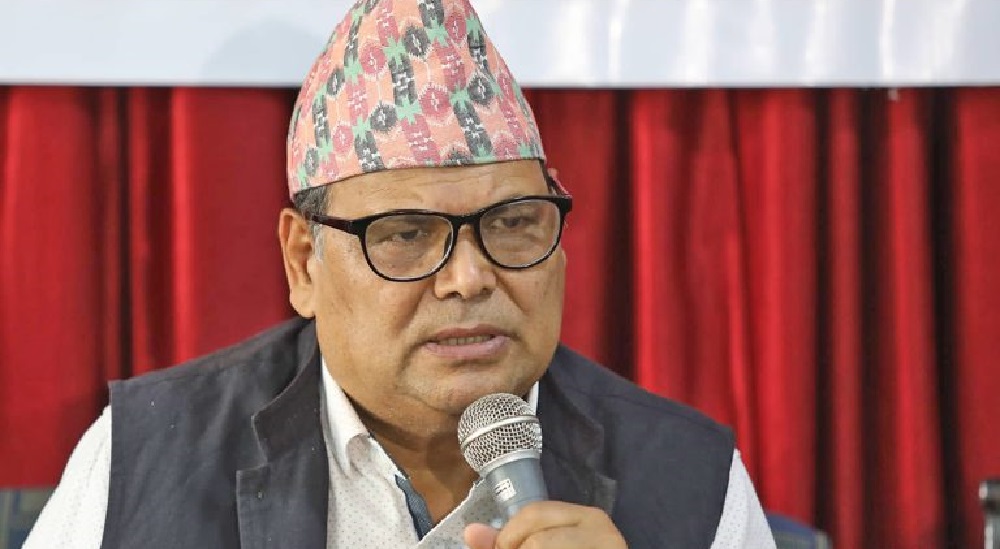 माओवादी कांग्रेसको ढोक्सामा परेको हैन: महरा « Globe Nepal