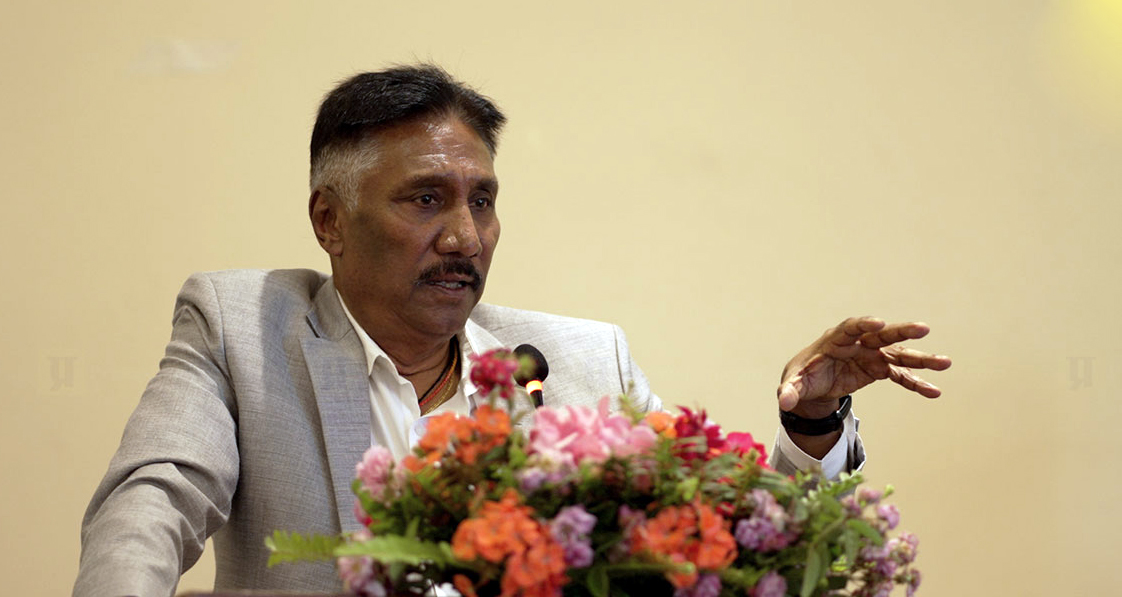 श्रम तथा रोजगारसम्बन्धी सबै सेवा स्थानीय तहबाटै दिइने « Globe Nepal