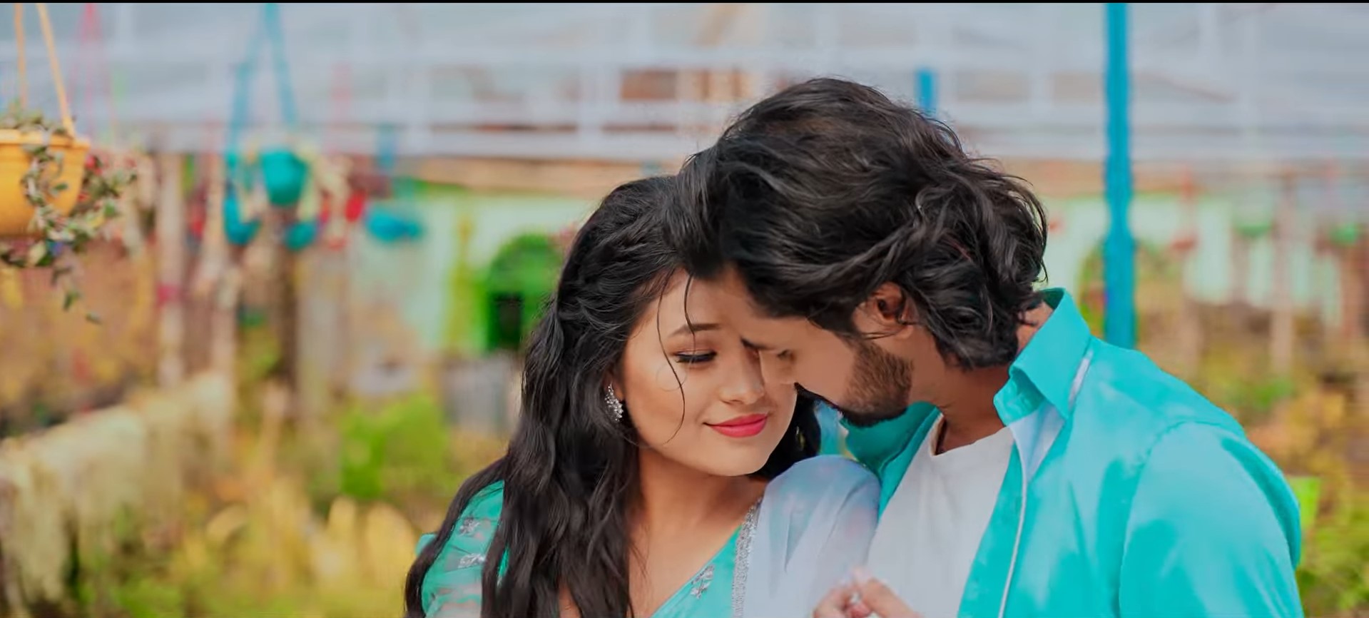 यस्तो देखियो नग्मा र प्रवीणको जोडी « Globe Nepal