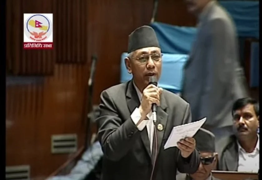 प्रेम सुवालकाे प्रश्न– दाहाल, देउवा र ओलीबीचको भेटवार्ता फिल्म देखाउन ...