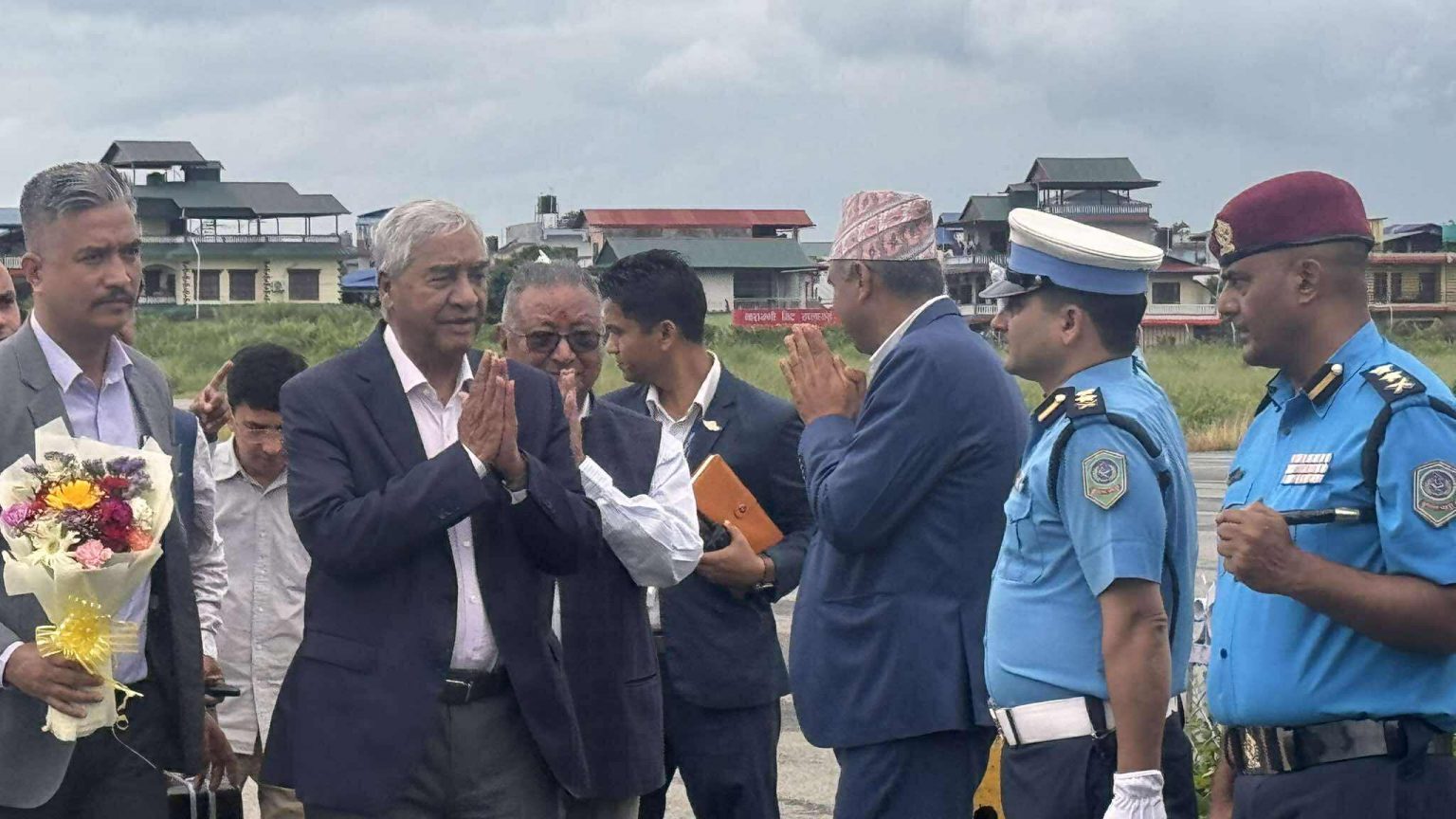 काङ्ग्रेस सभापति देउवा चितवनमा « Globe Nepal